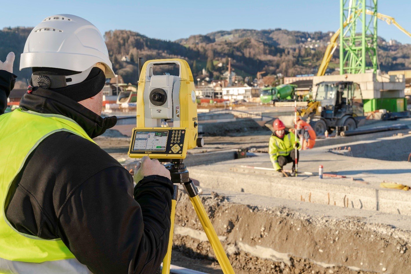 Leica iCON iCB70 - The New Generation of Manual Total Stations